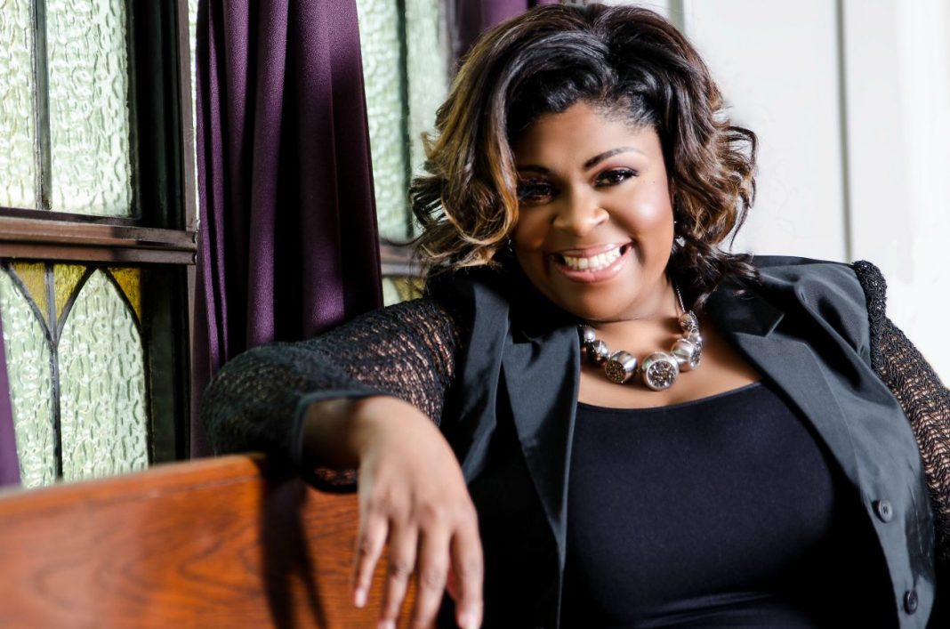 Kim Burrell Reacts To Media Backlash Following Her Sermon Against The ...